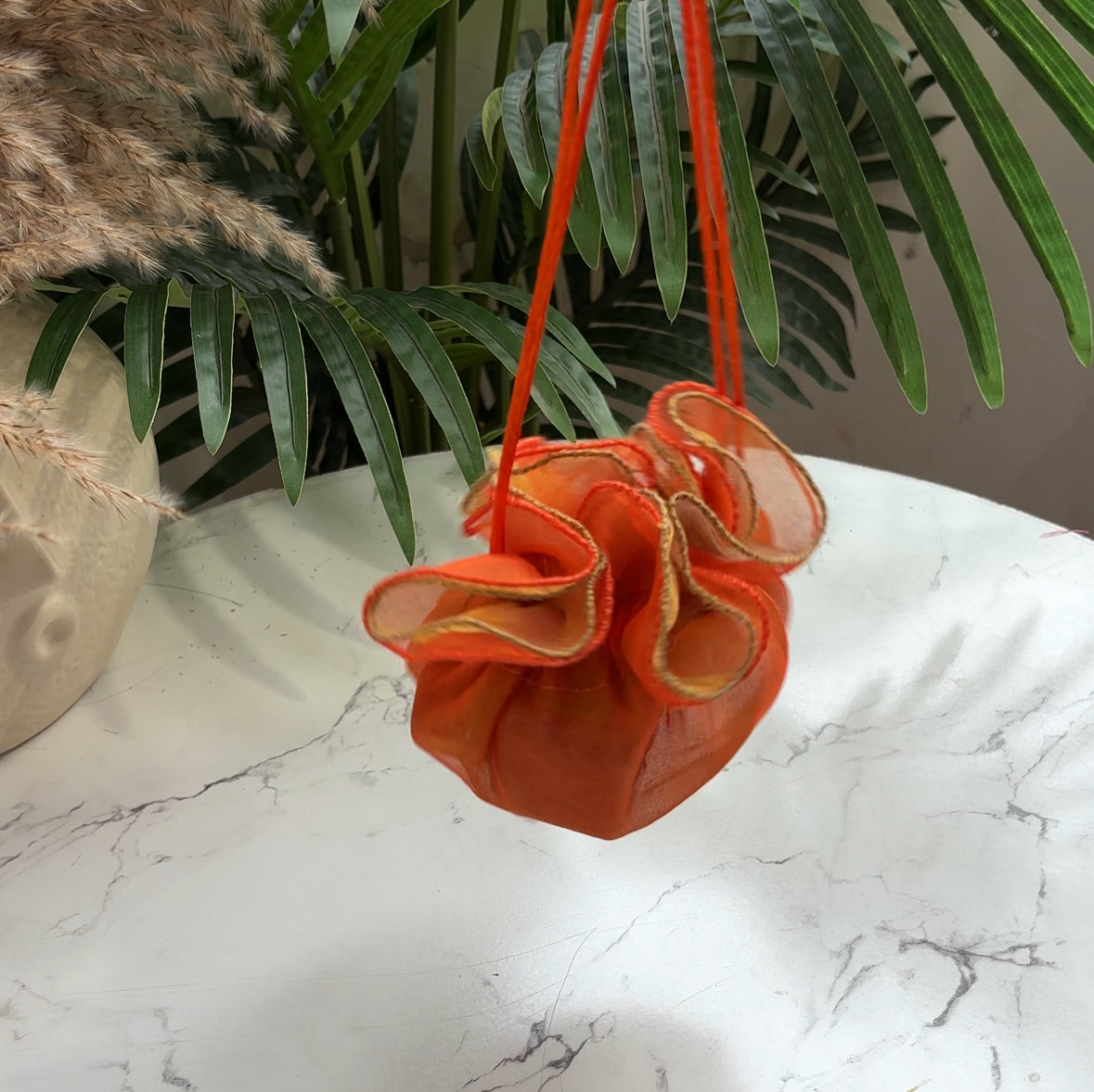 Mini Dual tone organza potlis – The Wedding Element